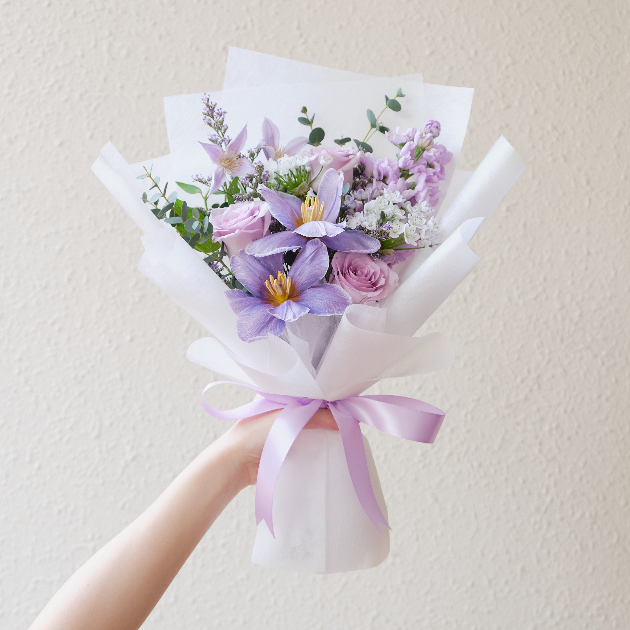 Signature Bouquets | Fresh Flowers – Dakota Studios